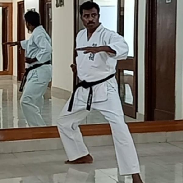 Raj Kishan - I am Raj Kishan 3rd Dan Black belt SKIF Japan, Last 18 ...