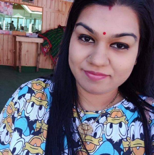Pooja - Teacher by profession, having 5 years of experience and ...