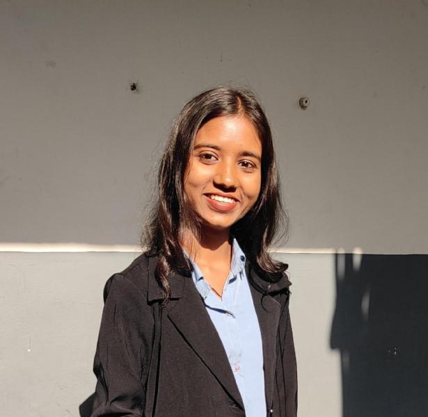 Rashmi V. - Every moment is a fresh begining. Experienced art teacher ...