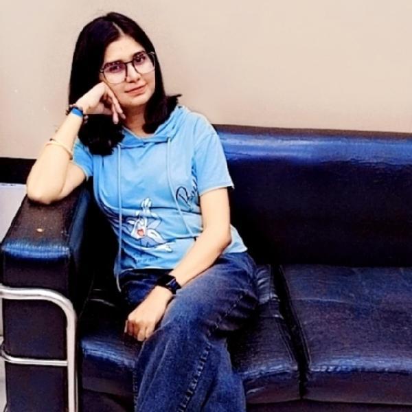 Lakshita Sharma - English speaking tutor from last 6 years ..completed ...