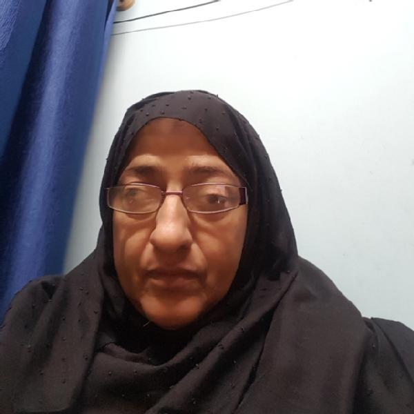 Fatima Z. - Teacher by experience, Teacher by profession and Teacher by interest...