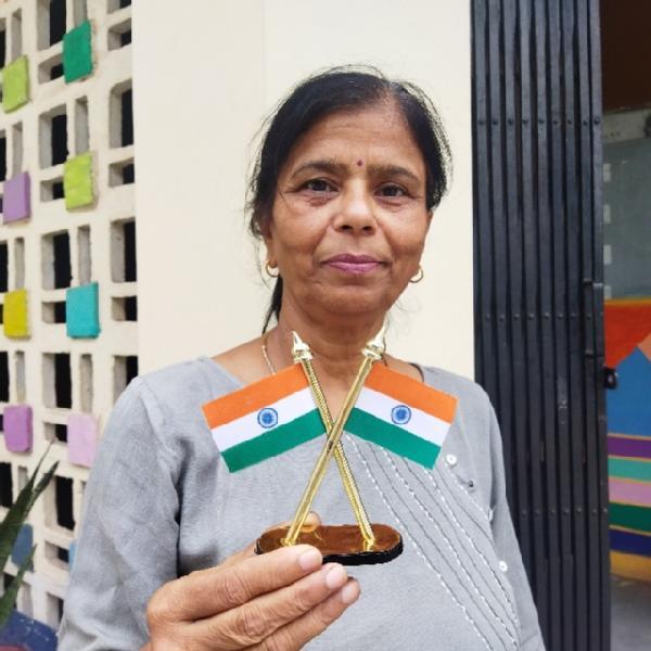 Maya Devi - Retired PGT Hindi Teacher from KVS having 32 years of ...