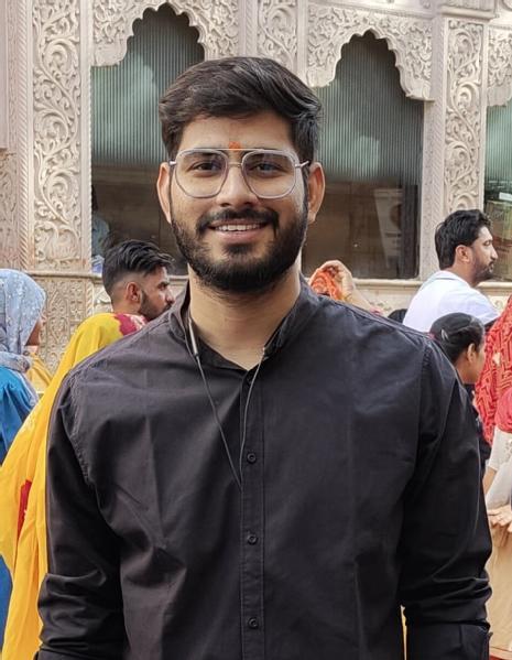 Yatish - Home Tutor in Bajaj Rd Sikar, Sikar for Class 11 Tuition