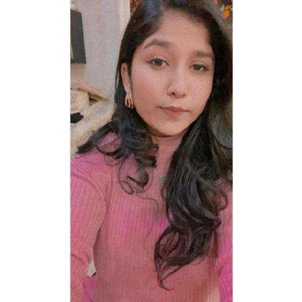 Komal Thakur - Love to share my knowledge with children in New Friends ...