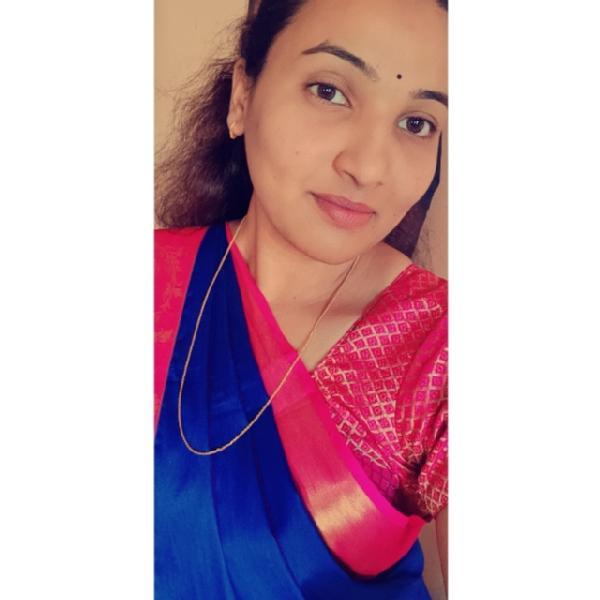 Komal - Online Tutor for science and chemistry subject with 4.5 years ...