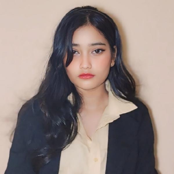 Akankhya S. - Fluency with native speaker accent. in K I I T, Bhubaneswar