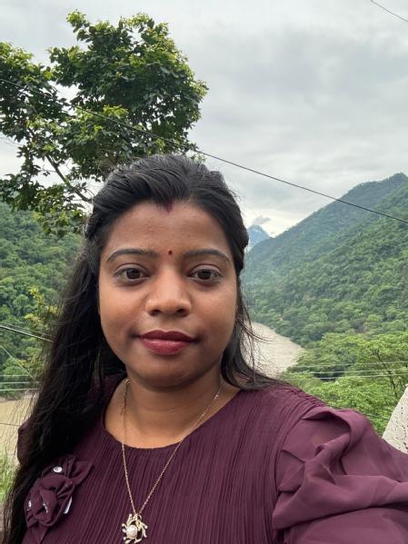 Radhika V. - Online Tutor in Aligarh City, Aligarh for Class I-V Tuition