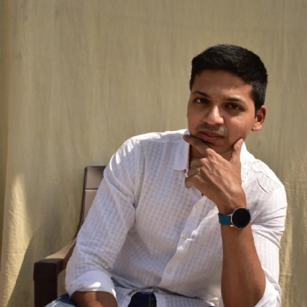 Nikit - Teaching professional with four years of experience in Naupada ...