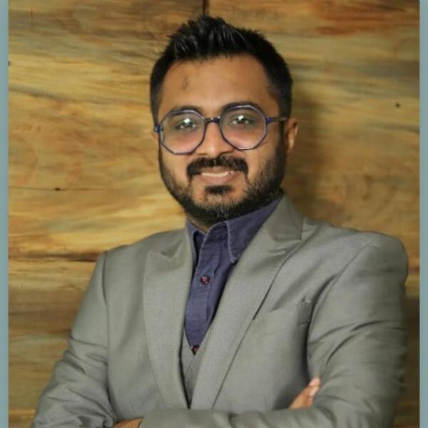 Jogesh Jain - Author | Leading Mid Career Coach | TEDx Speaker | Career ...