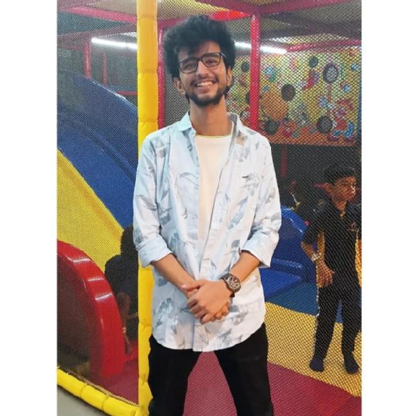 Rushikesh Suhas Kulkarni - Dance teacher/choreographer in Kalyan Post Office, Kalyan