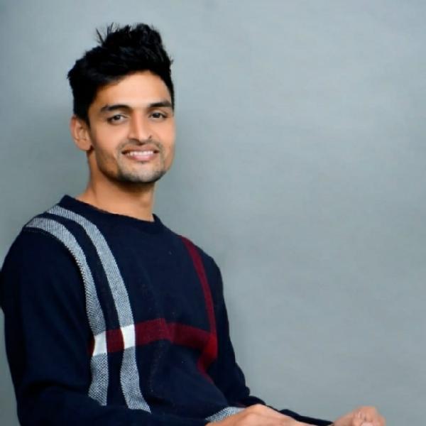 Tanveer Malik - Certified yoga teacher with more then three years ...