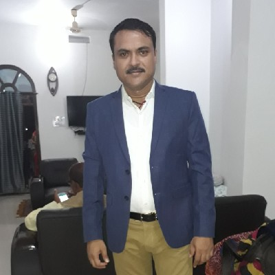 Dr. Ravi Chandran - Tutor in Kalkaji, Delhi